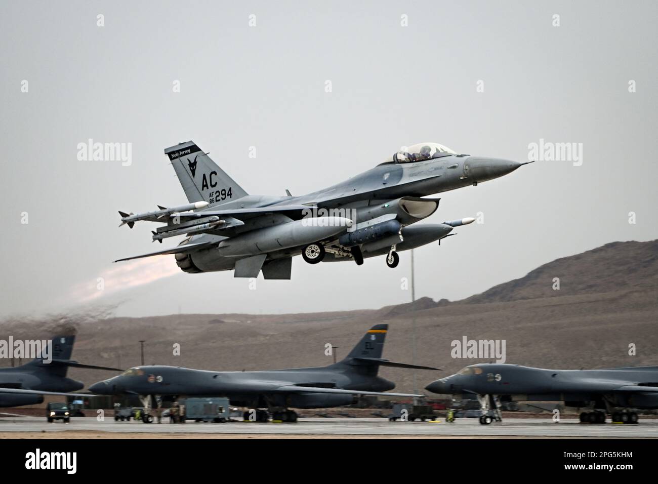 A U.S. Air Force F-16C Fighting Falcon assigned to Atlantic City Air ...