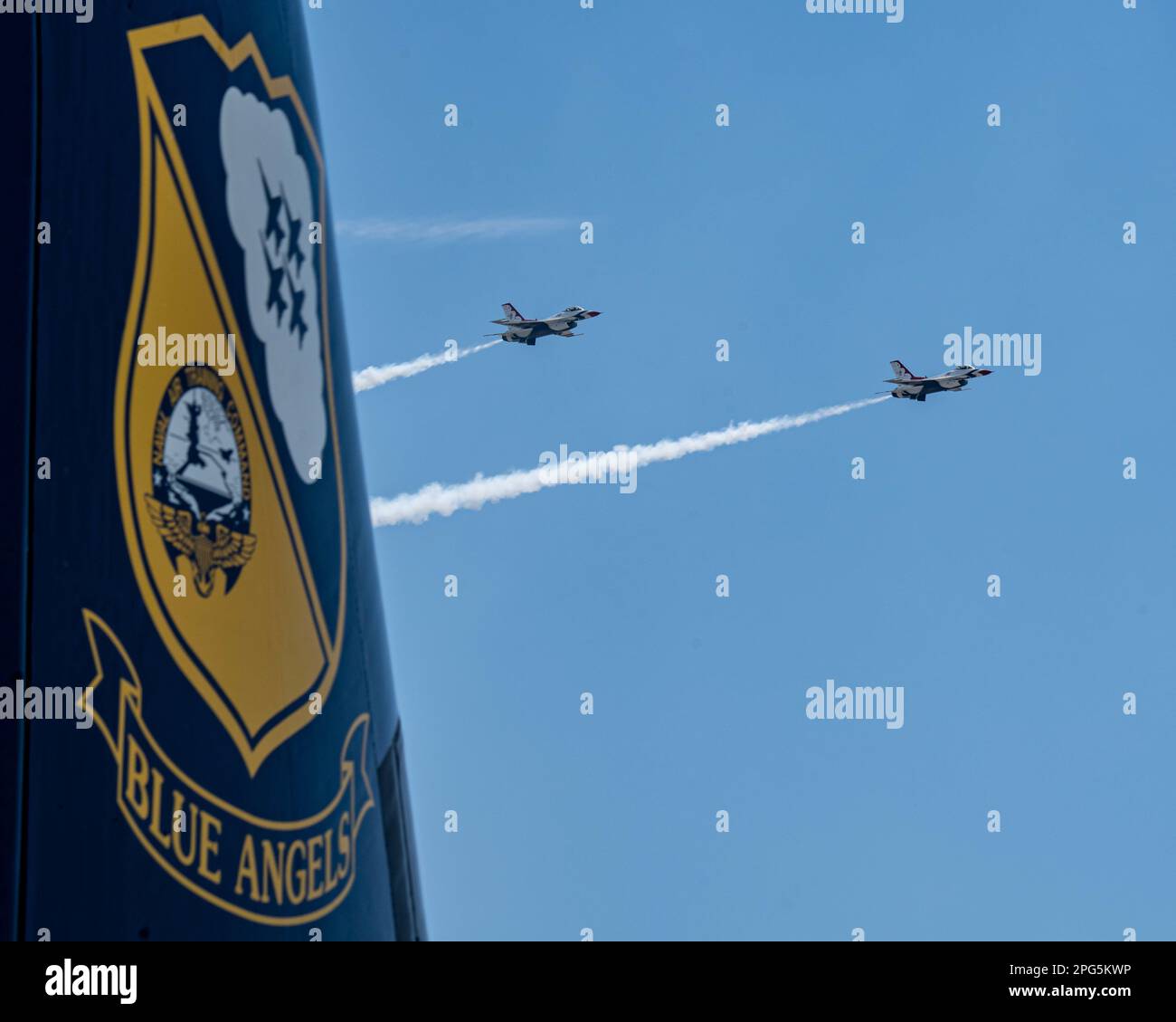 The United States Air Force Air Demonstration Squadron "Thunderbirds ...