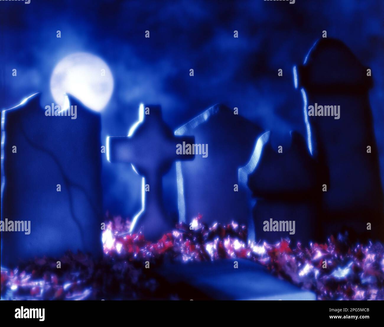 graveyard in full moon Stock Photo - Alamy