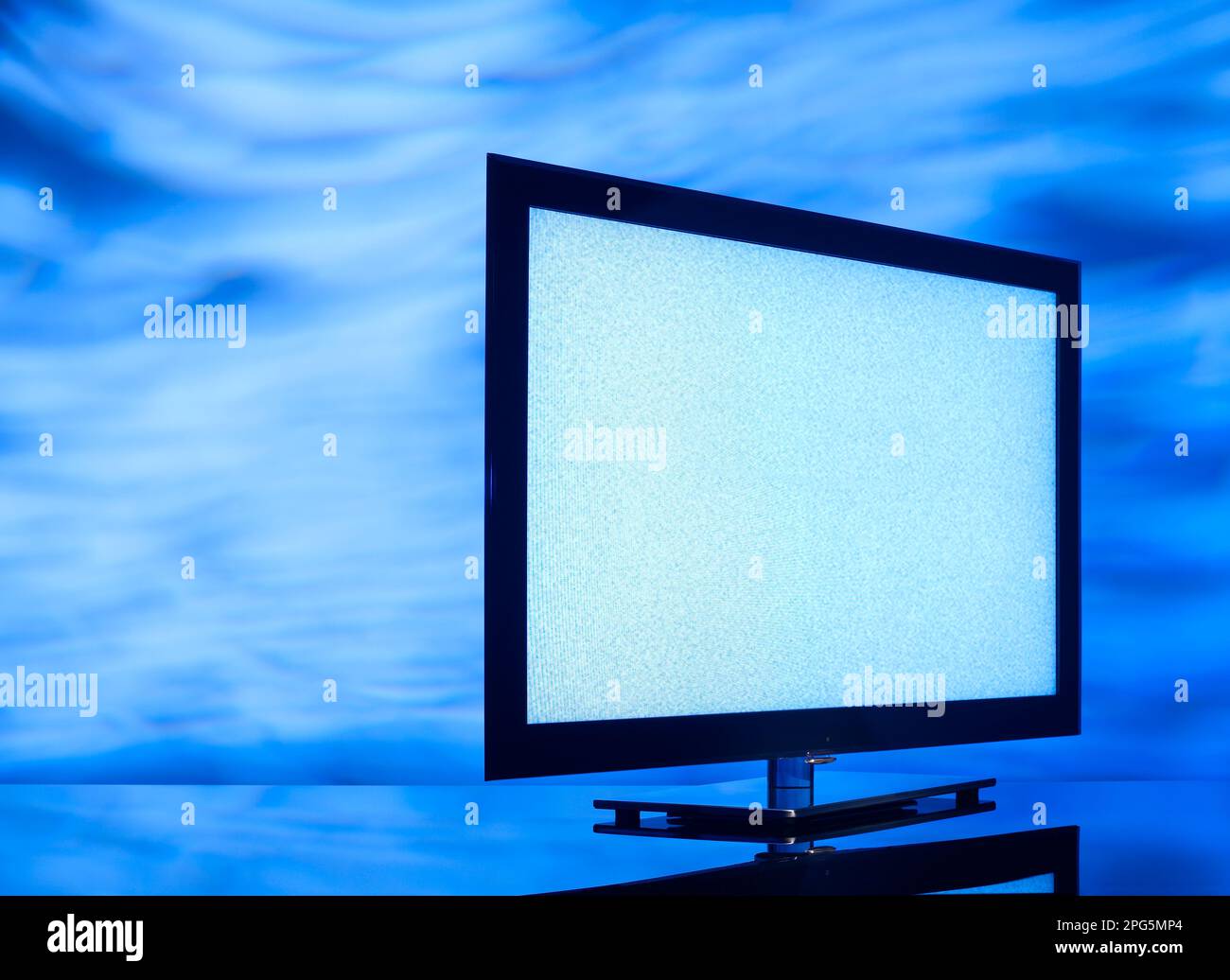 flat screen television set Stock Photo - Alamy