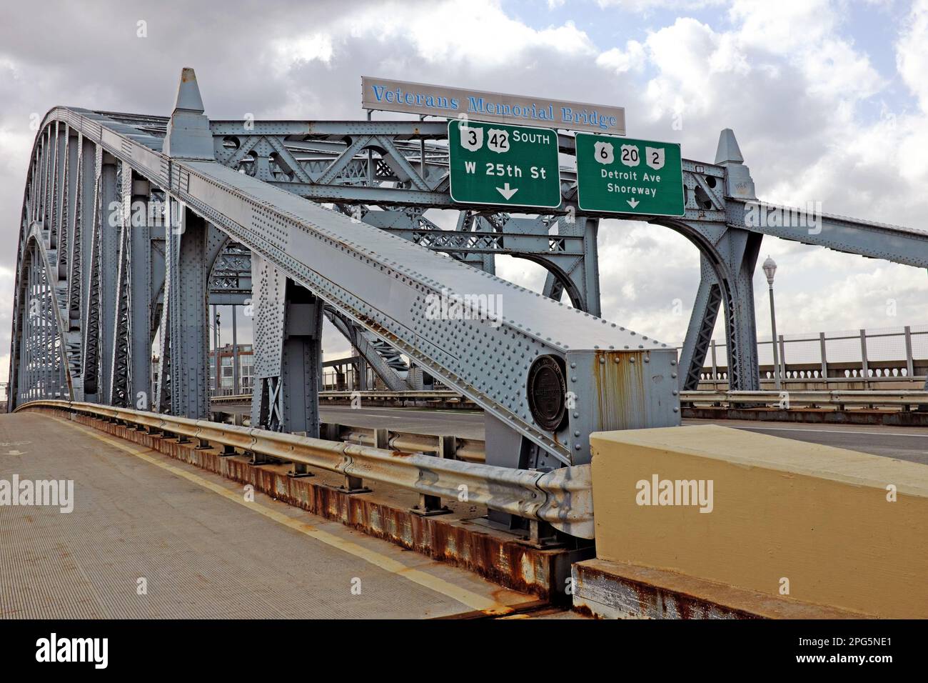 The Veterans Memorial Bridge, opened in 1917, in Cleveland, Ohio going ...