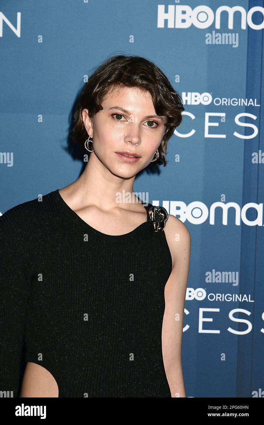 Eili Harboe attends HBO's "Succession" red carpet premiere for the ...