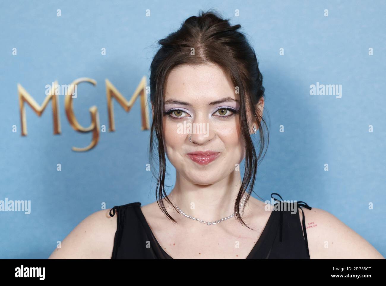 Lizzy mcalpine hi-res stock photography and images - Alamy