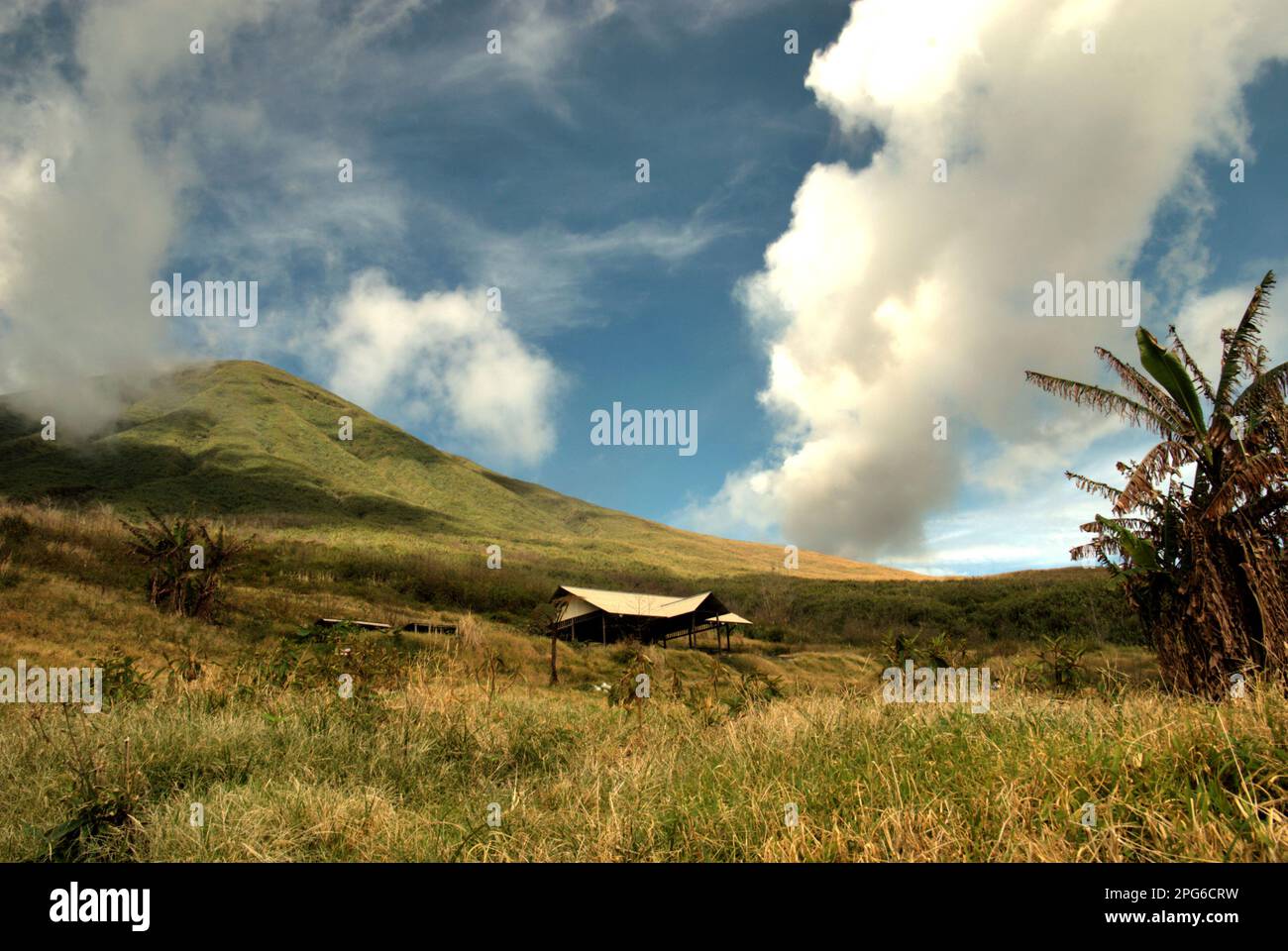 Scenery of Mount Lokon, an active volcano in Tomohon, North Sulawesi ...