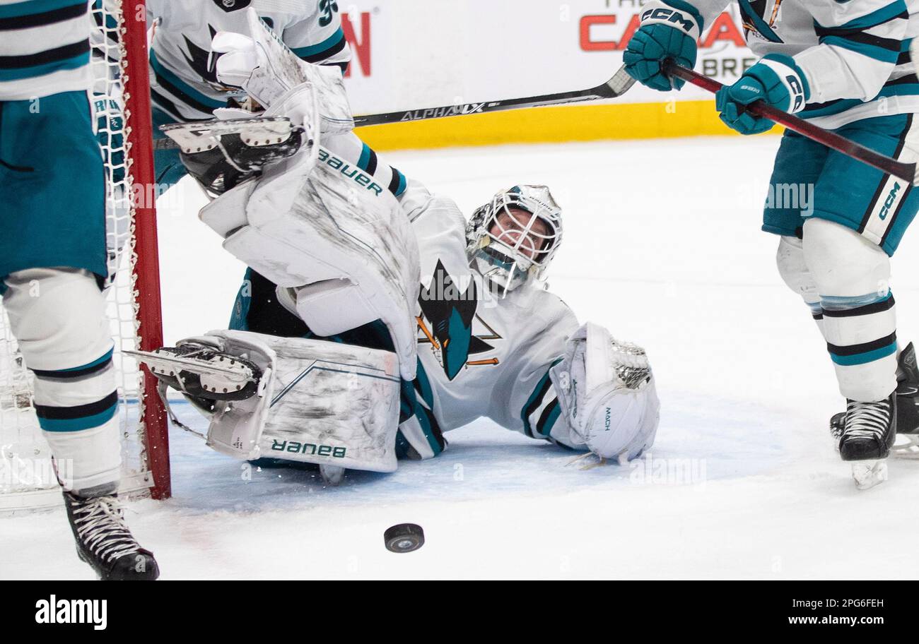 San Jose Sharks goalie James Reimer (47) makes the save against the ...
