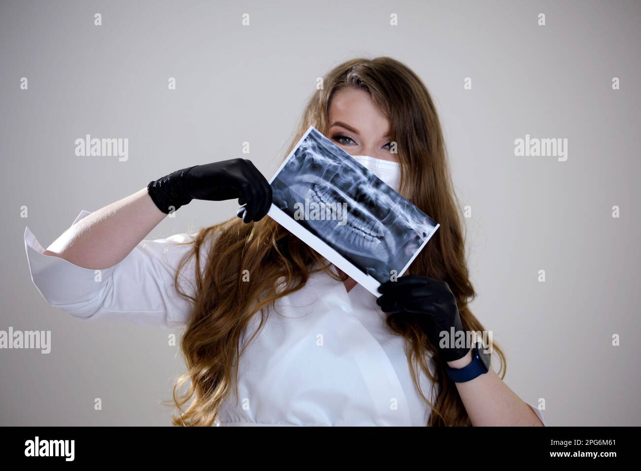 X-ray image of the jaw of all human teeth close-up. Magnetic resonance ...