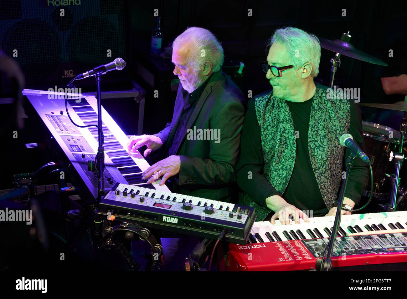 Mike Gallagher and Chaz Jankel performing with The Blockheads at The ...