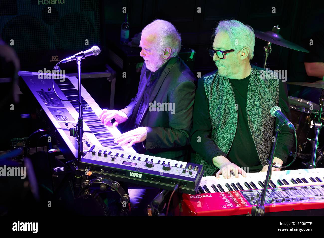 Mike Gallagher and Chaz Jankel performing with The Blockheads at The ...