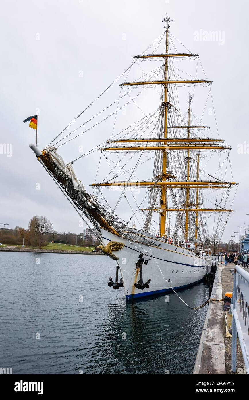 Kiel, Germany. 20th Mar, 2023. The "Gorch Fock" lies in the naval ...