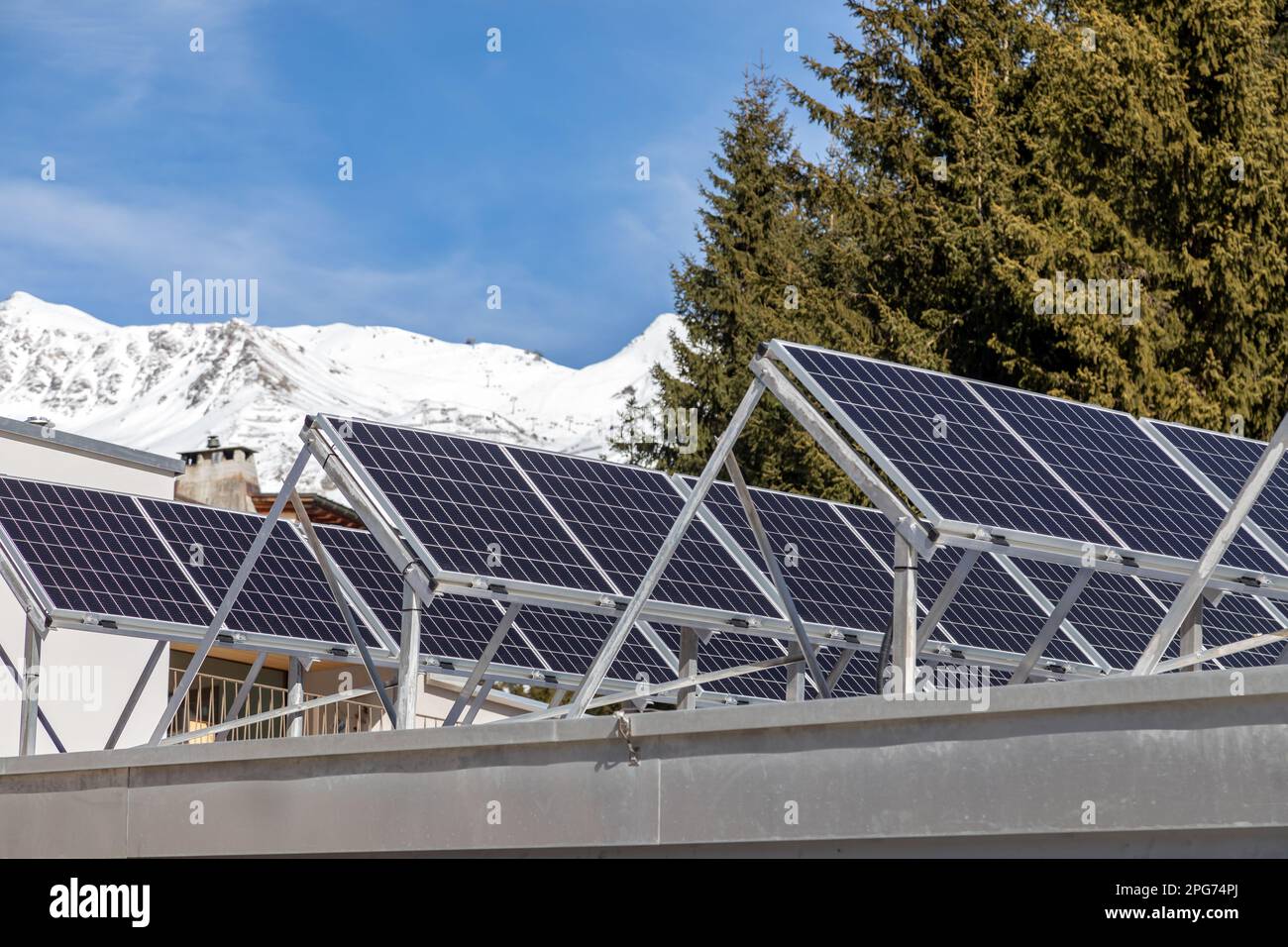 Solar panels roof switzerland hi-res stock photography and images - Alamy