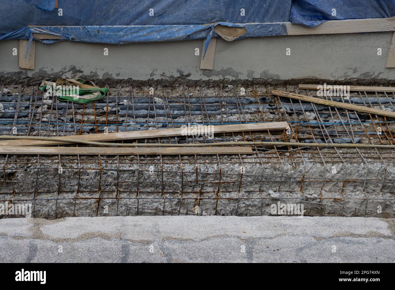 Old rebar hi-res stock photography and images - Alamy