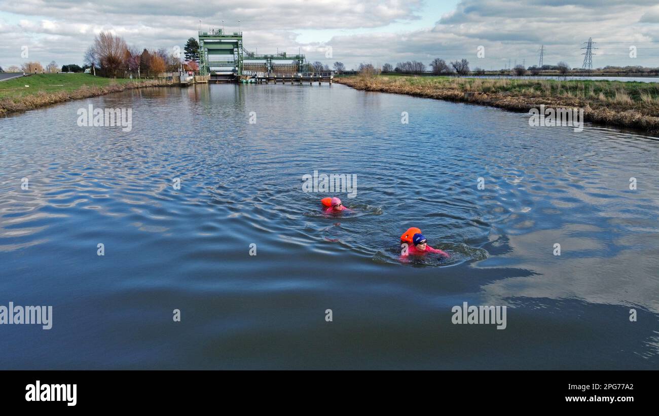 Peterborough, UK. 19th Mar, 2023. Open water swimmers Karen Goodacre ...