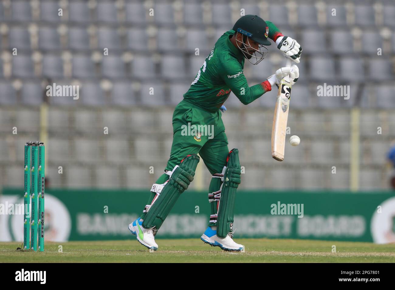 Litton kumer das captain hi-res stock photography and images - Alamy