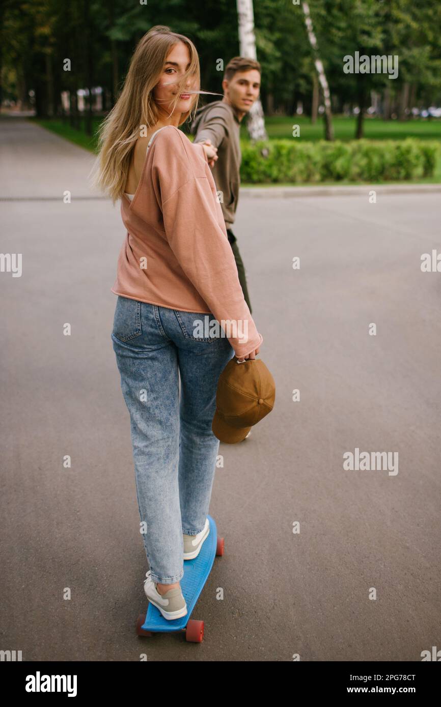 skateboarding lessons active lifestyle trust Stock Photo - Alamy