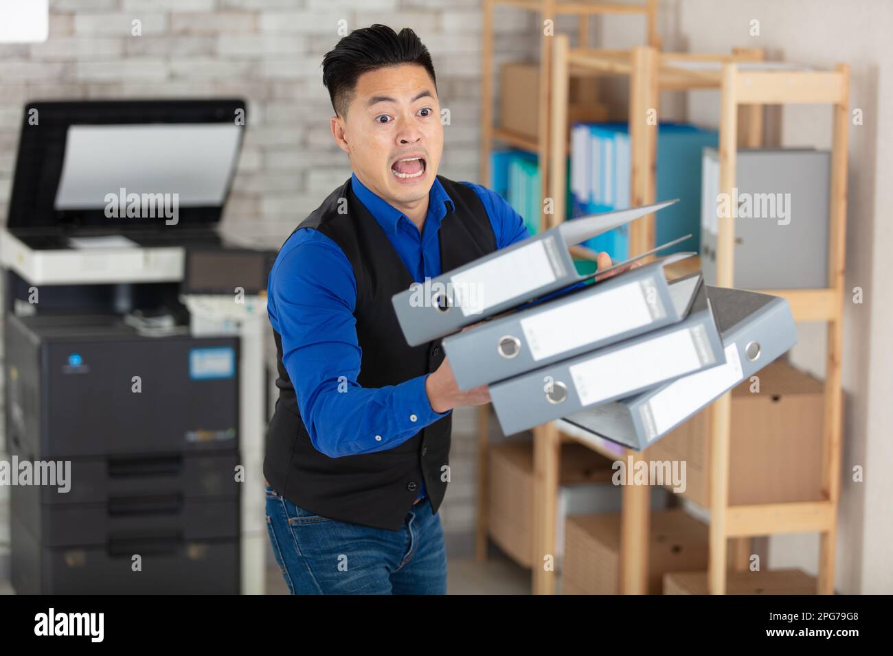 Office paperwork pile funny hi-res stock photography and images - Alamy