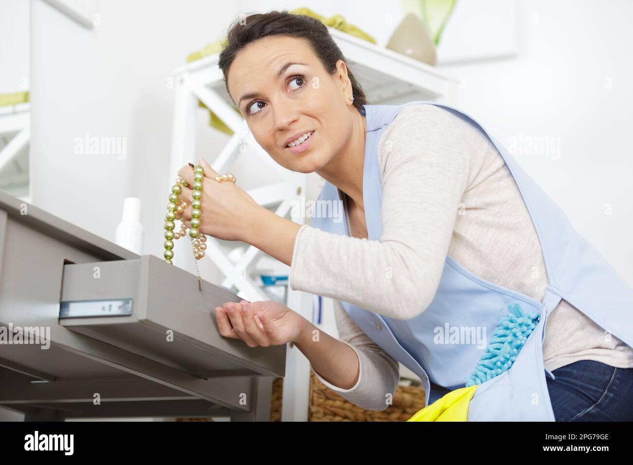 maid steals from a hotel room Stock Photo - Alamy