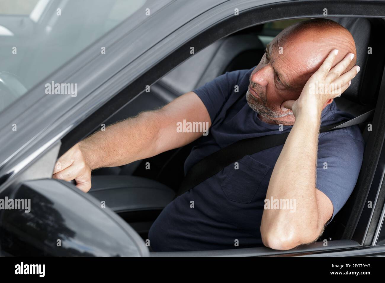 bored man in car during traffic jam Stock Photo - Alamy