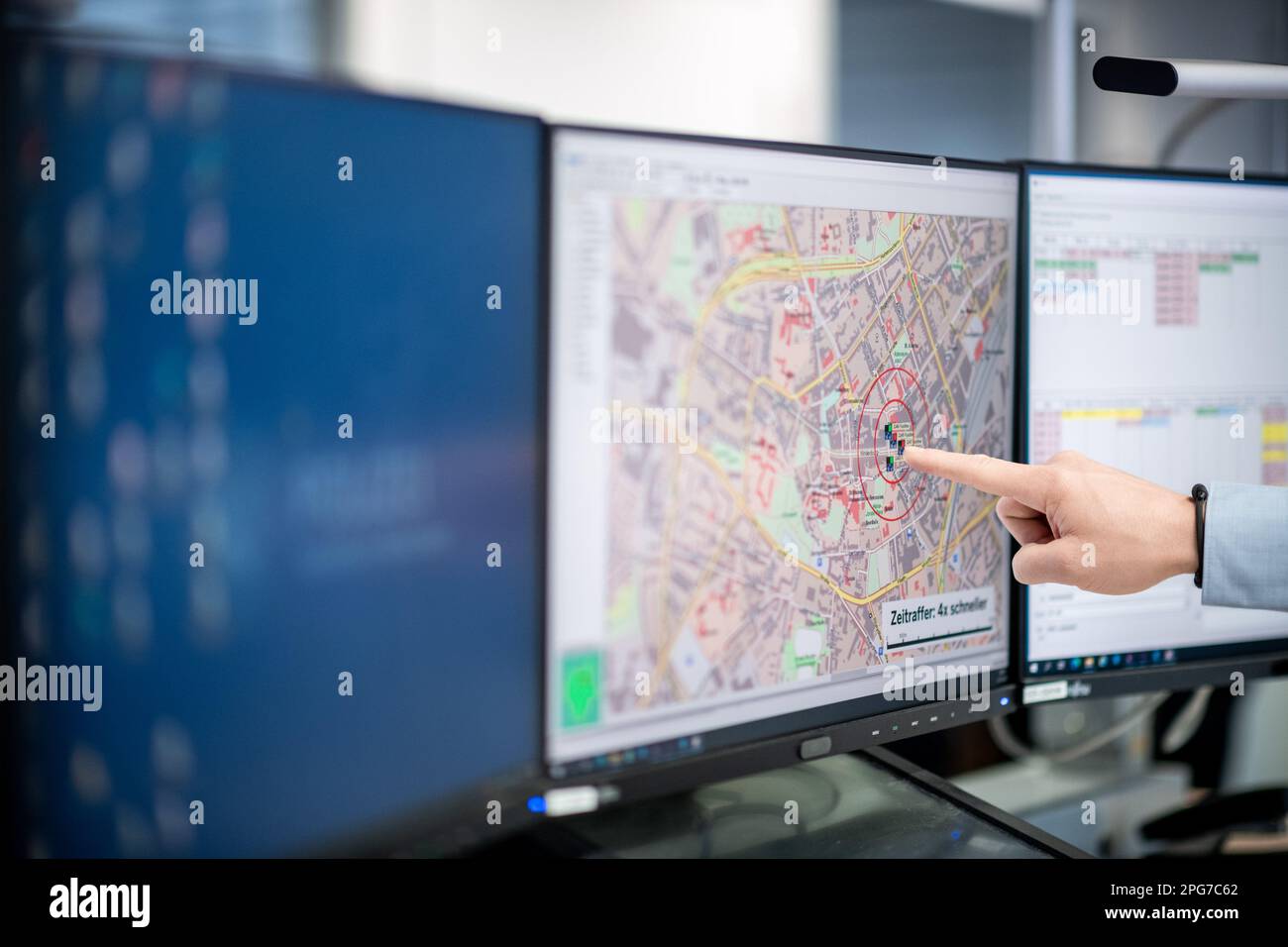 21 March 2023, North Rhine-Westphalia, Mönchengladbach: A finger points ...