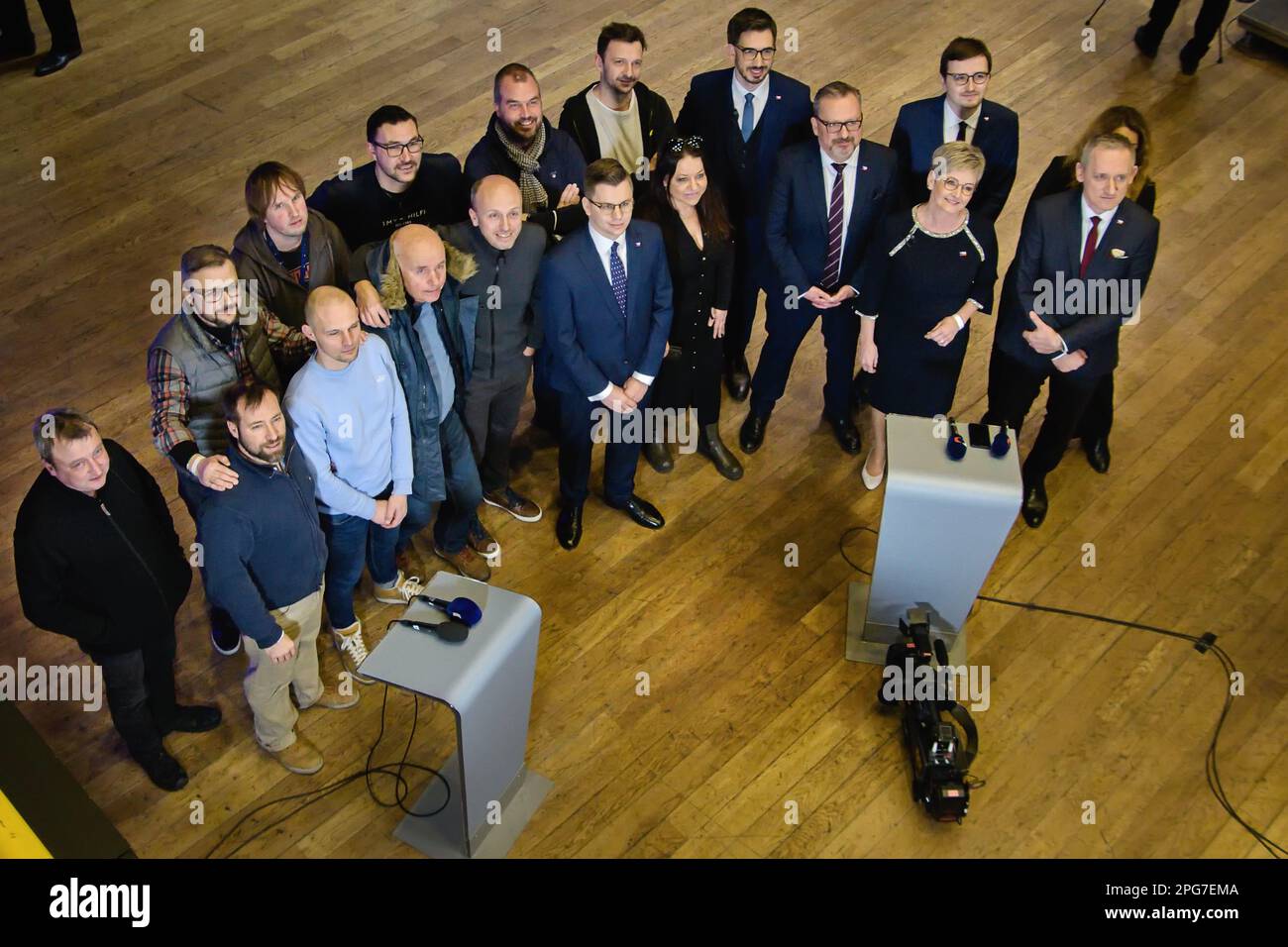 The staff of the Czech Television in the election staff of Petr Pavel ...
