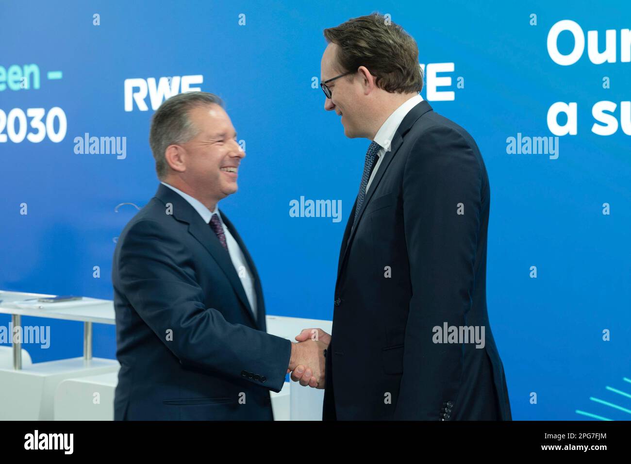 Eat, Deutschland. 21st Mar, 2023. left to right Mark NOYES, USA, CEO ...