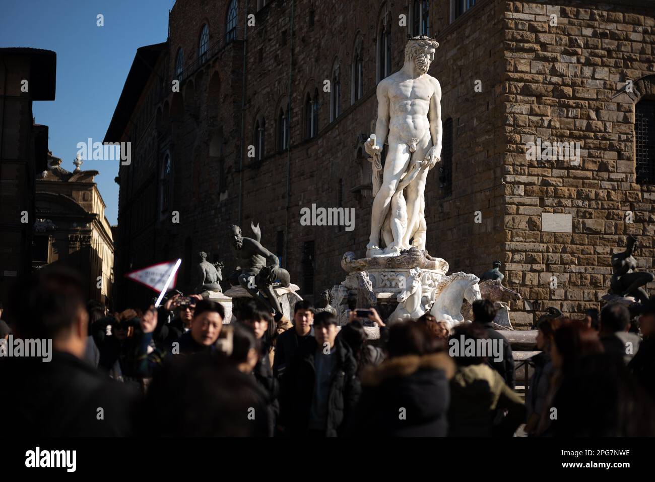 The Fountain of Neptune by artist Bartolomeo Ammannati in the Pizza ...