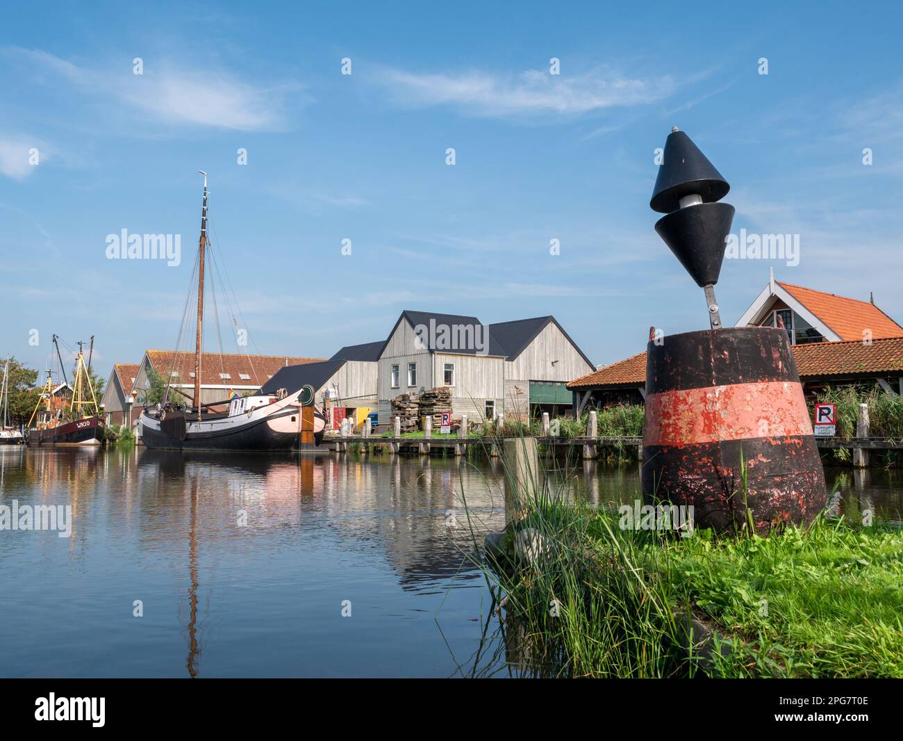 Traditional shipyard Scheepstimmerwerf and Diepe Dolte canal in ...