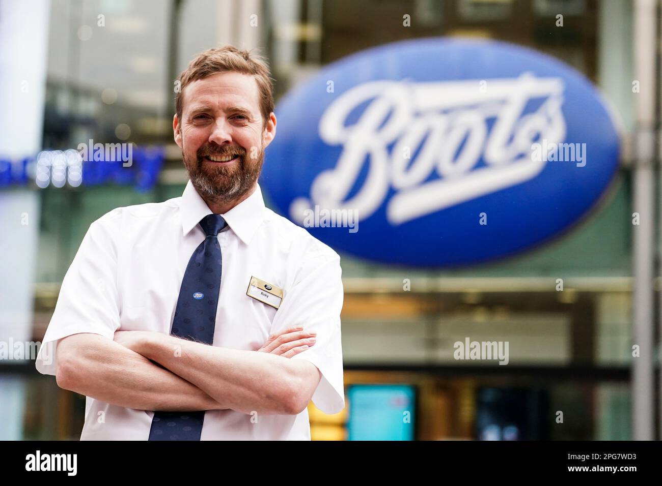 Ricky Wilson from the Kaiser Chiefs during a photo call in his role as ...
