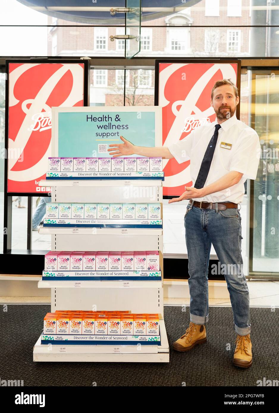 Ricky Wilson from the Kaiser Chiefs during a photo call in his role as ...