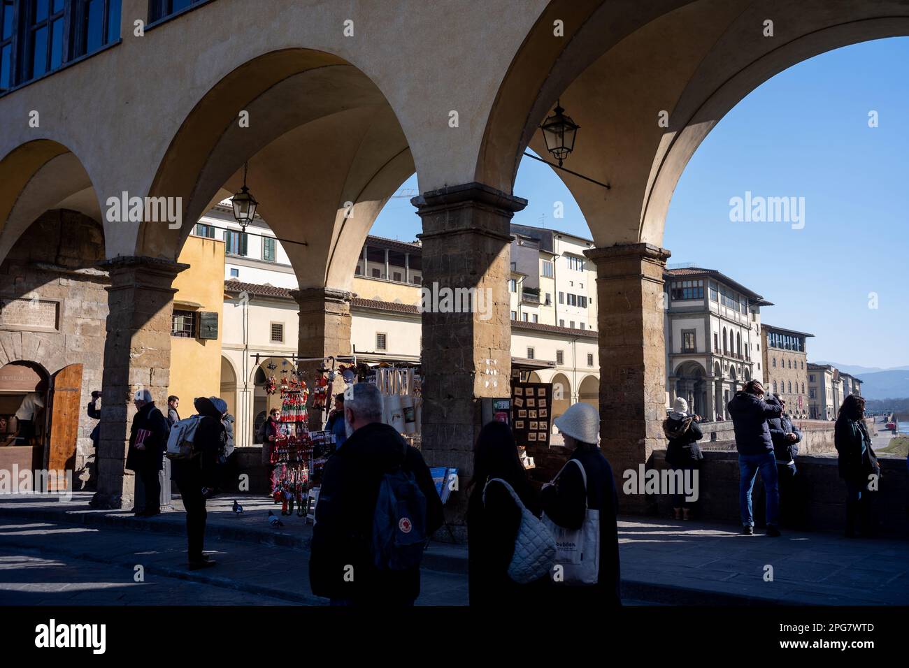 The famous Ponte Vecchio bridge in Florence with the Vasari corridor ...