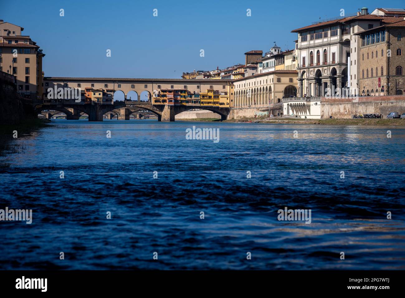 The famous Ponte Vecchio bridge in Florence with the Vasari corridor ...