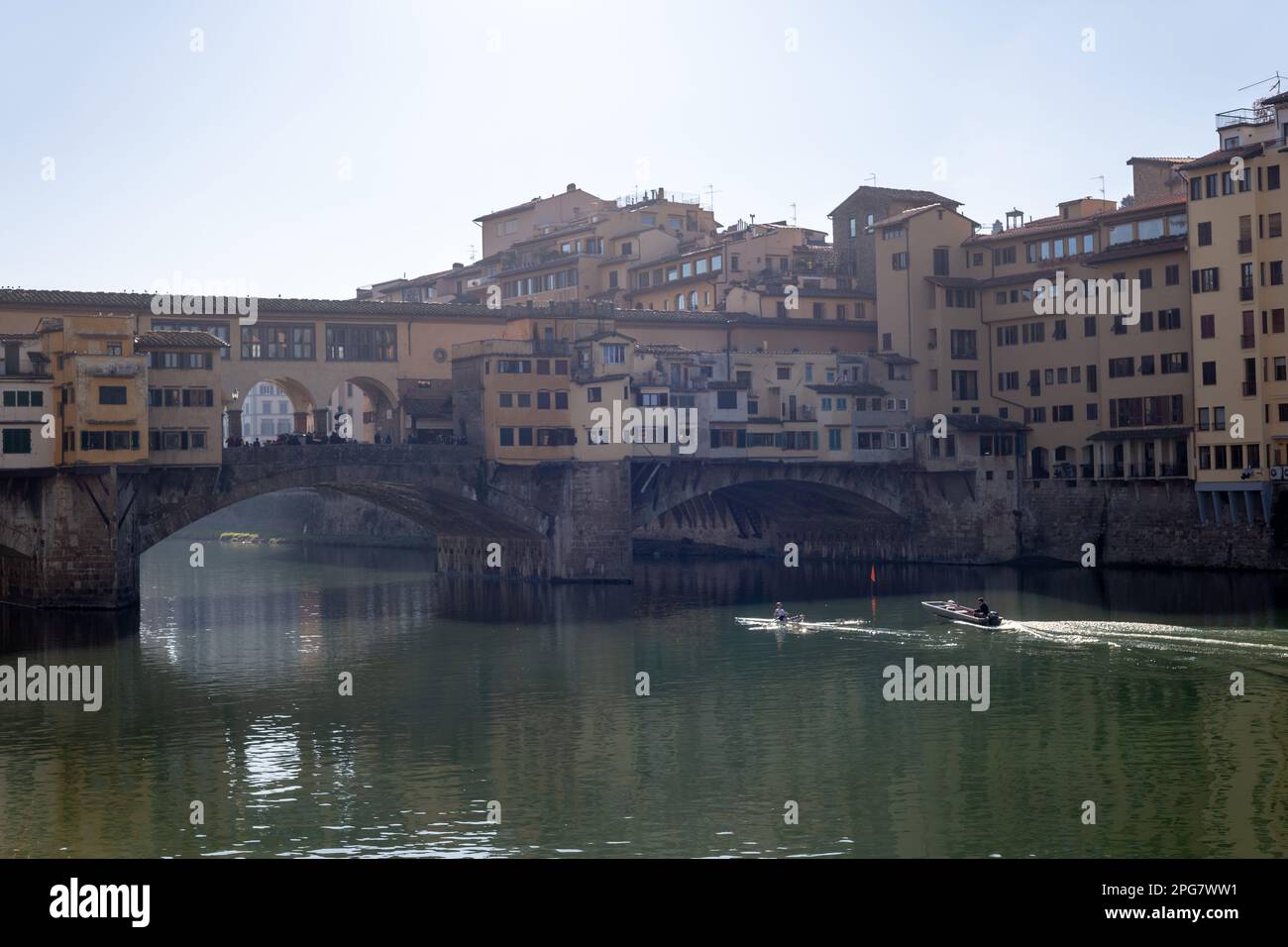 The famous Ponte Vecchio bridge in Florence with the Vasari corridor ...