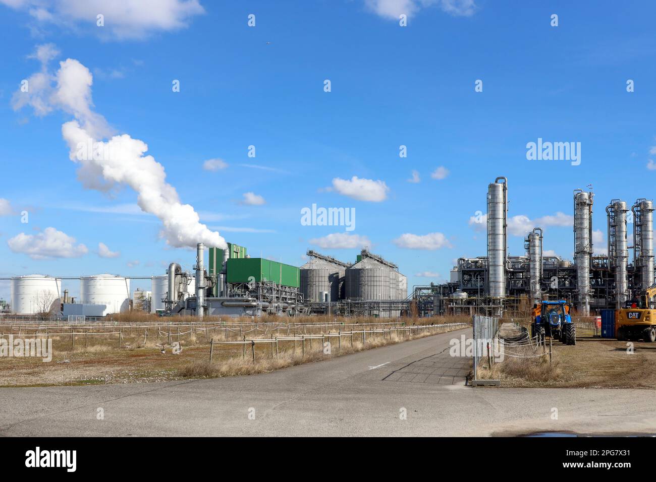 Gunvor refinery in the Europoort harbor for bio fuel in the port of ...