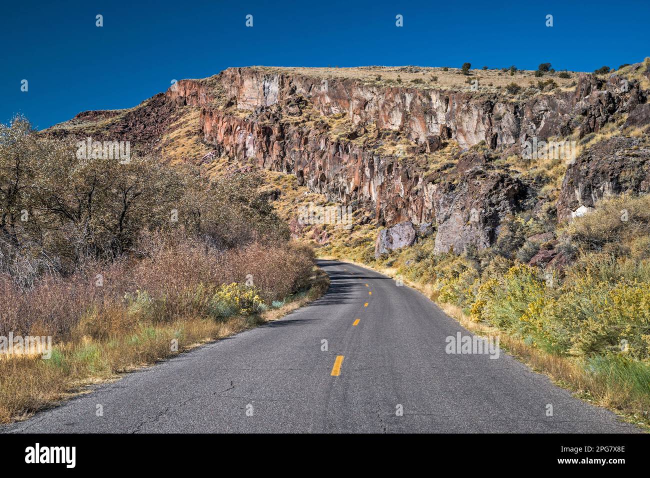 Cliffs at Echo Canyon, Meadow Valley Wash, Wilson Creek Range, near ...