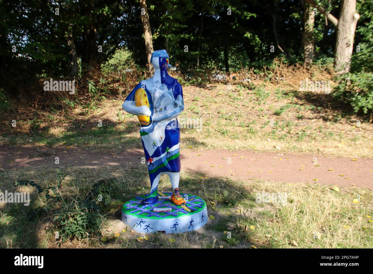 One of the cheese girls statues during celibration of 750 years Gouda ...