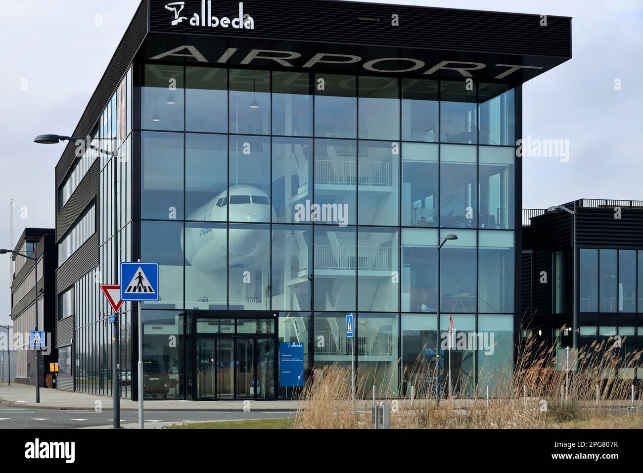 Secondary school for aircraft cabin crew Albeda at Rotterdam The Hague ...