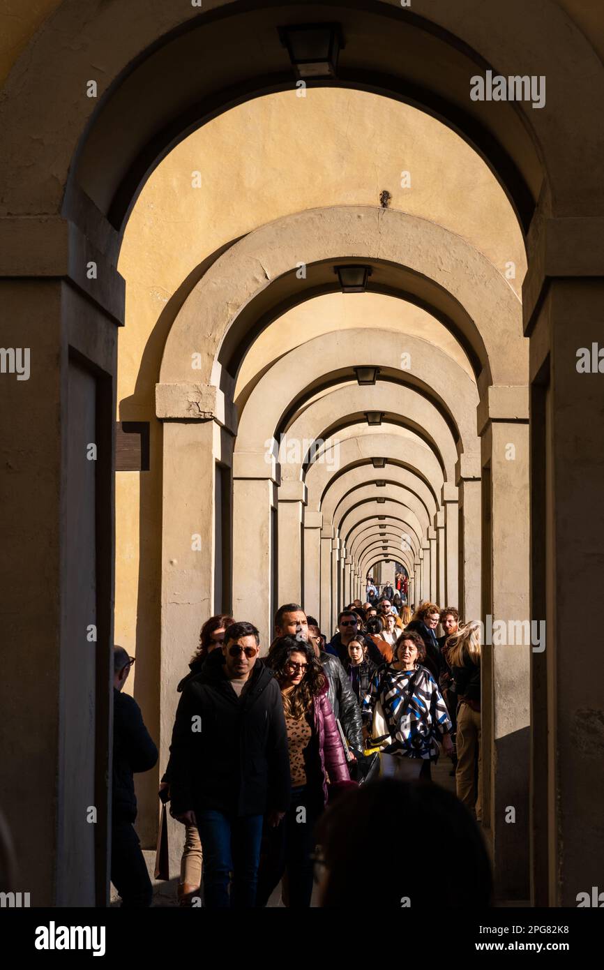 The Vasari Corridor connected the Palazzo Vecchio to the Pitti Palace ...