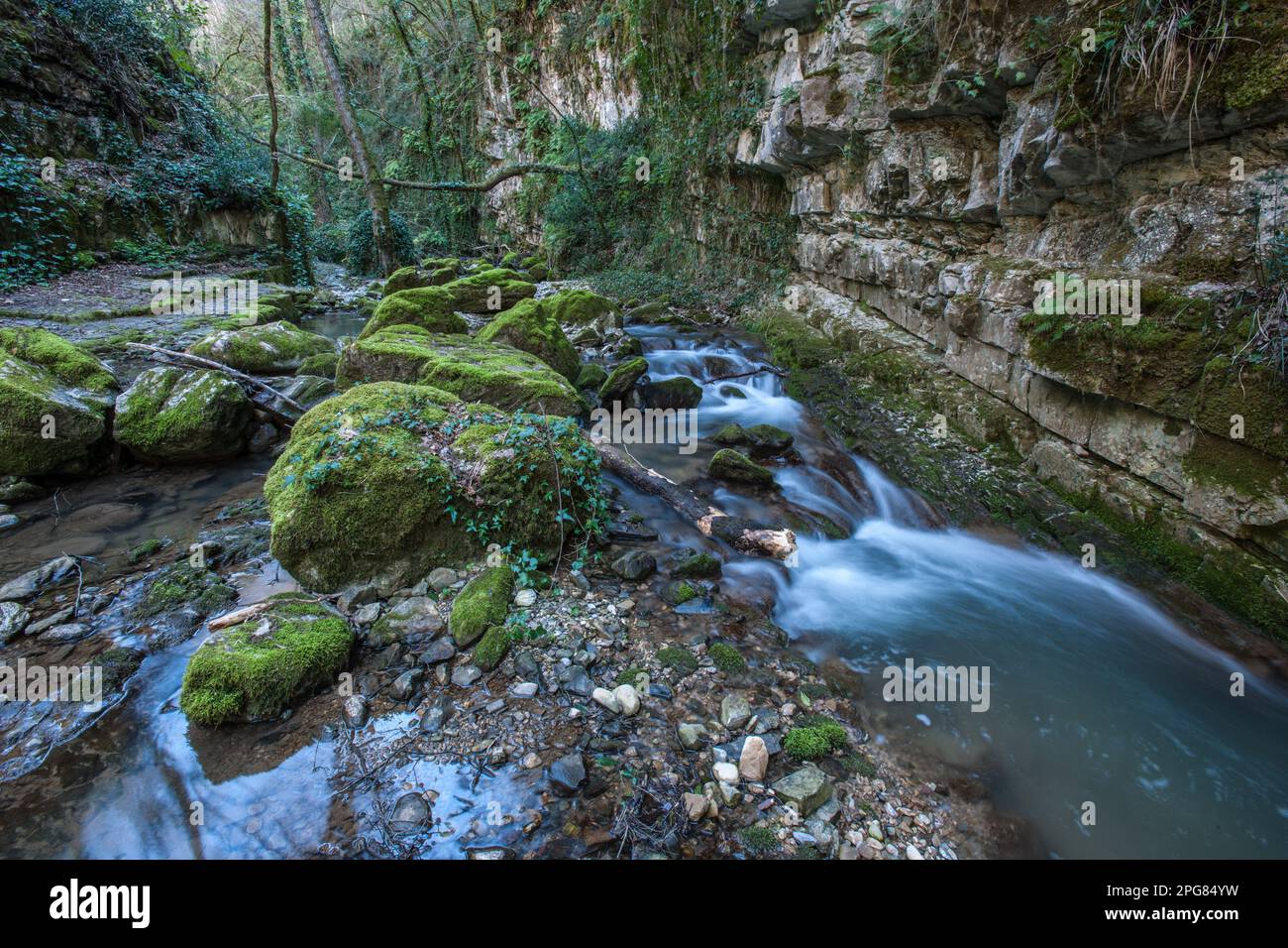 Tuorno waterfalls, Savoia di Lucania, Basilicata, Italy Stock Photo - Alamy