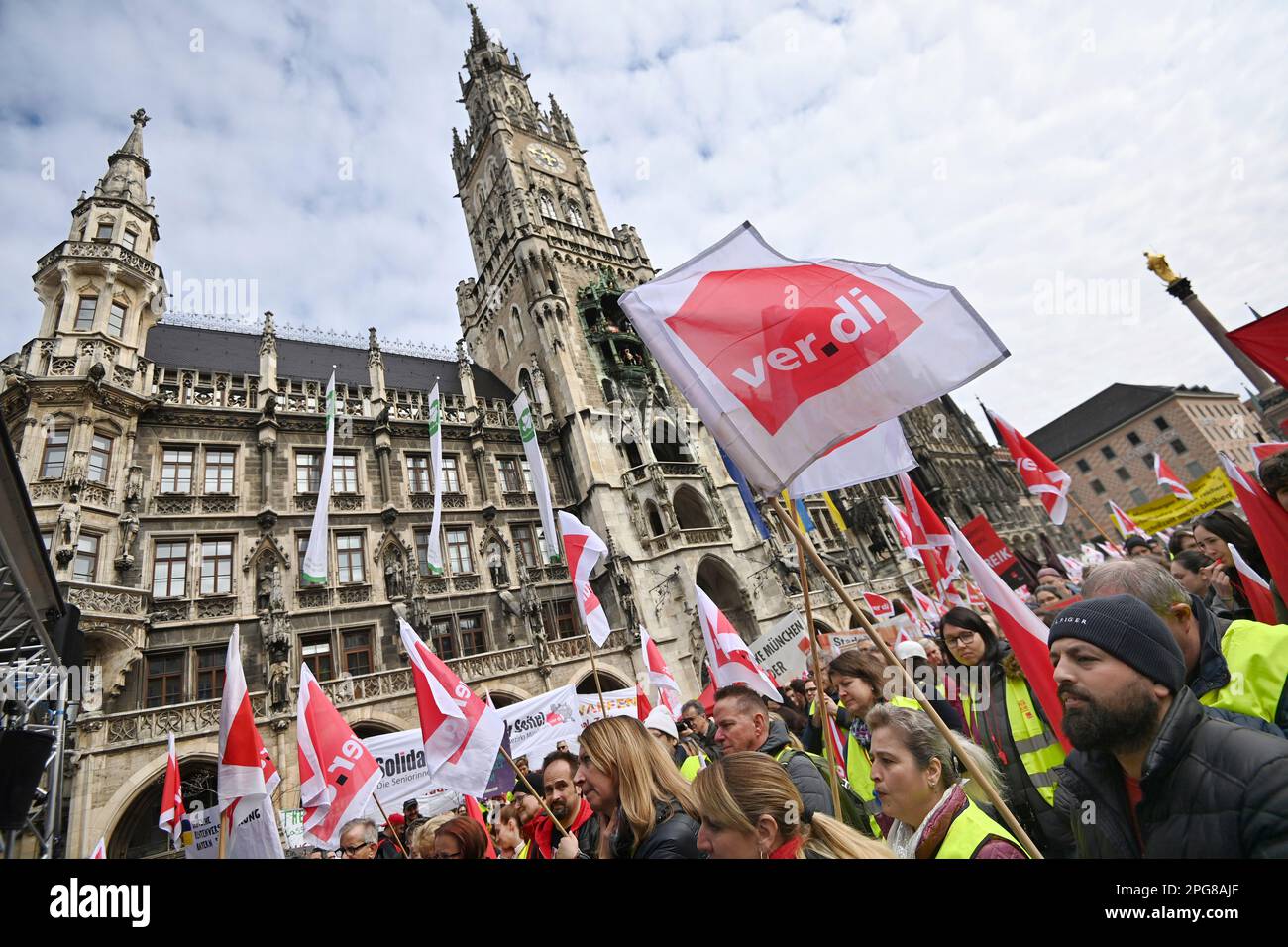 Bavaria. 21st Mar, 2023. Theme image major strike day at Marienplatz in ...