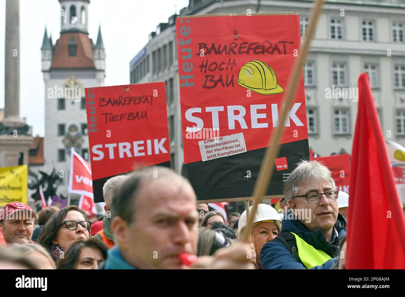 Bavaria. 21st Mar, 2023. Theme image major strike day at Marienplatz in ...