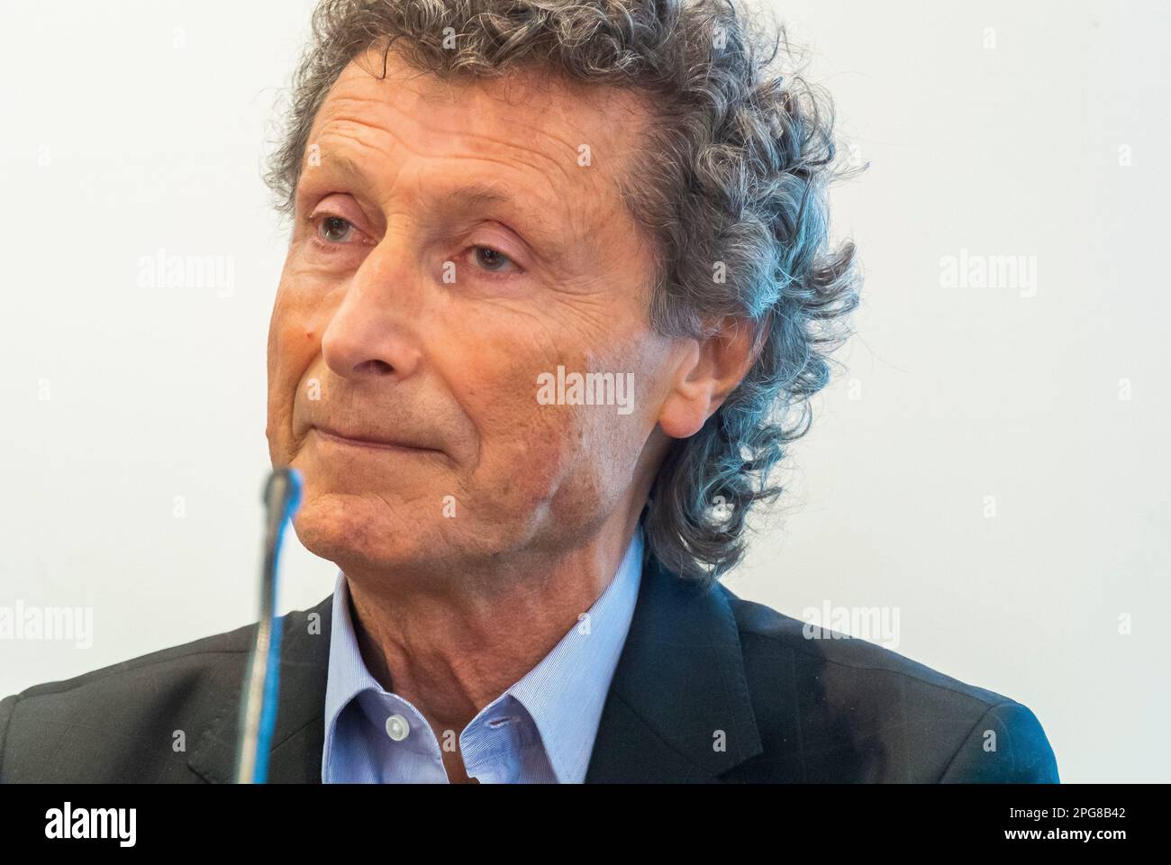 Prof willy rozenbaum hi-res stock photography and images - Alamy