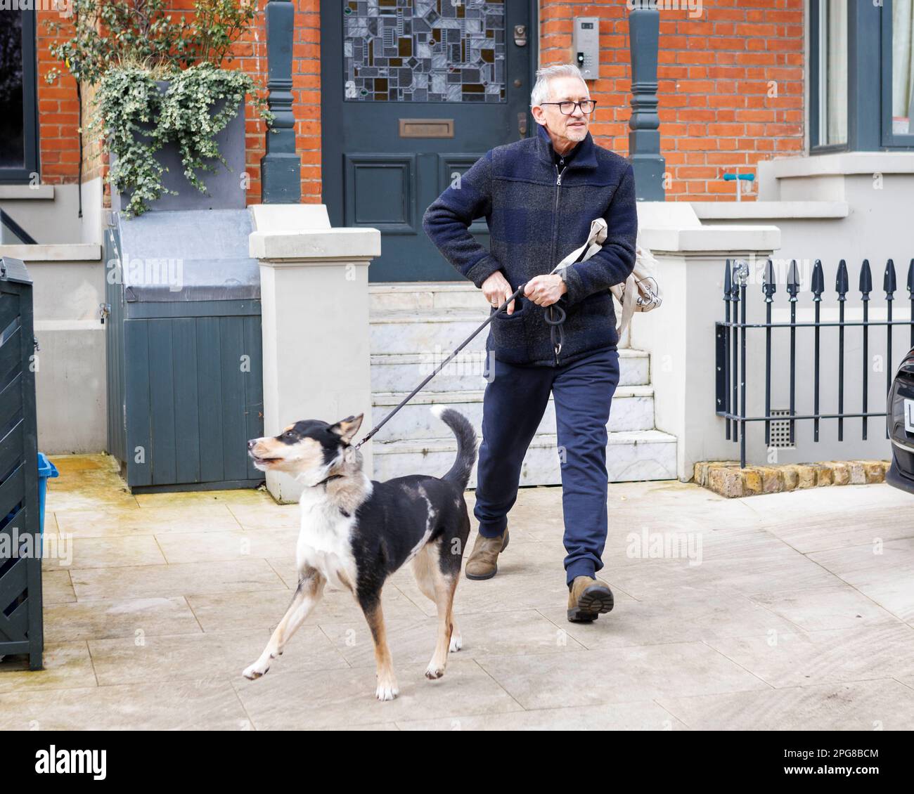 Gary Lineker leaves his home in South London this morning. Image shot ... Gary Lineker leaves his home in South London this morning. Image shot ...