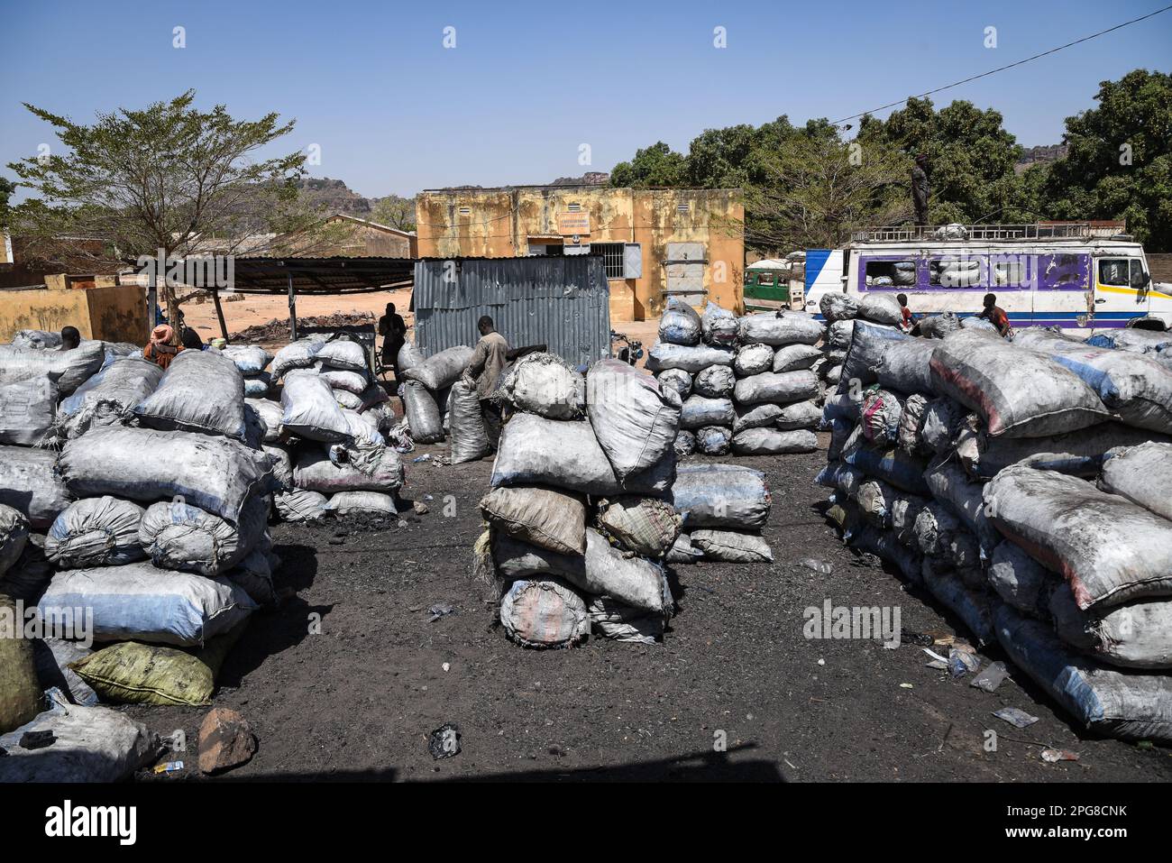 Mande africa hi-res stock photography and images - Alamy