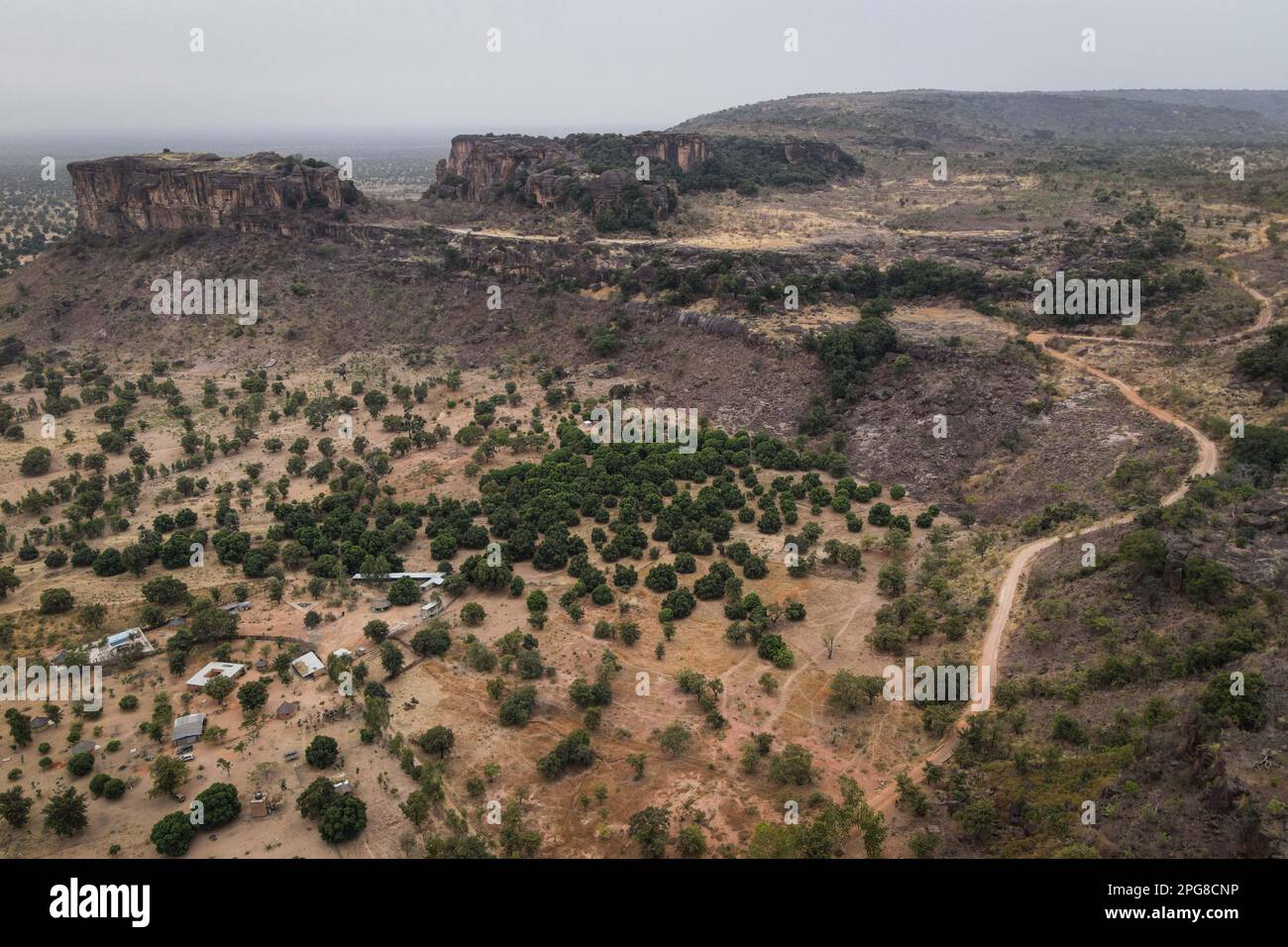Cercle de terre hi-res stock photography and images - Alamy