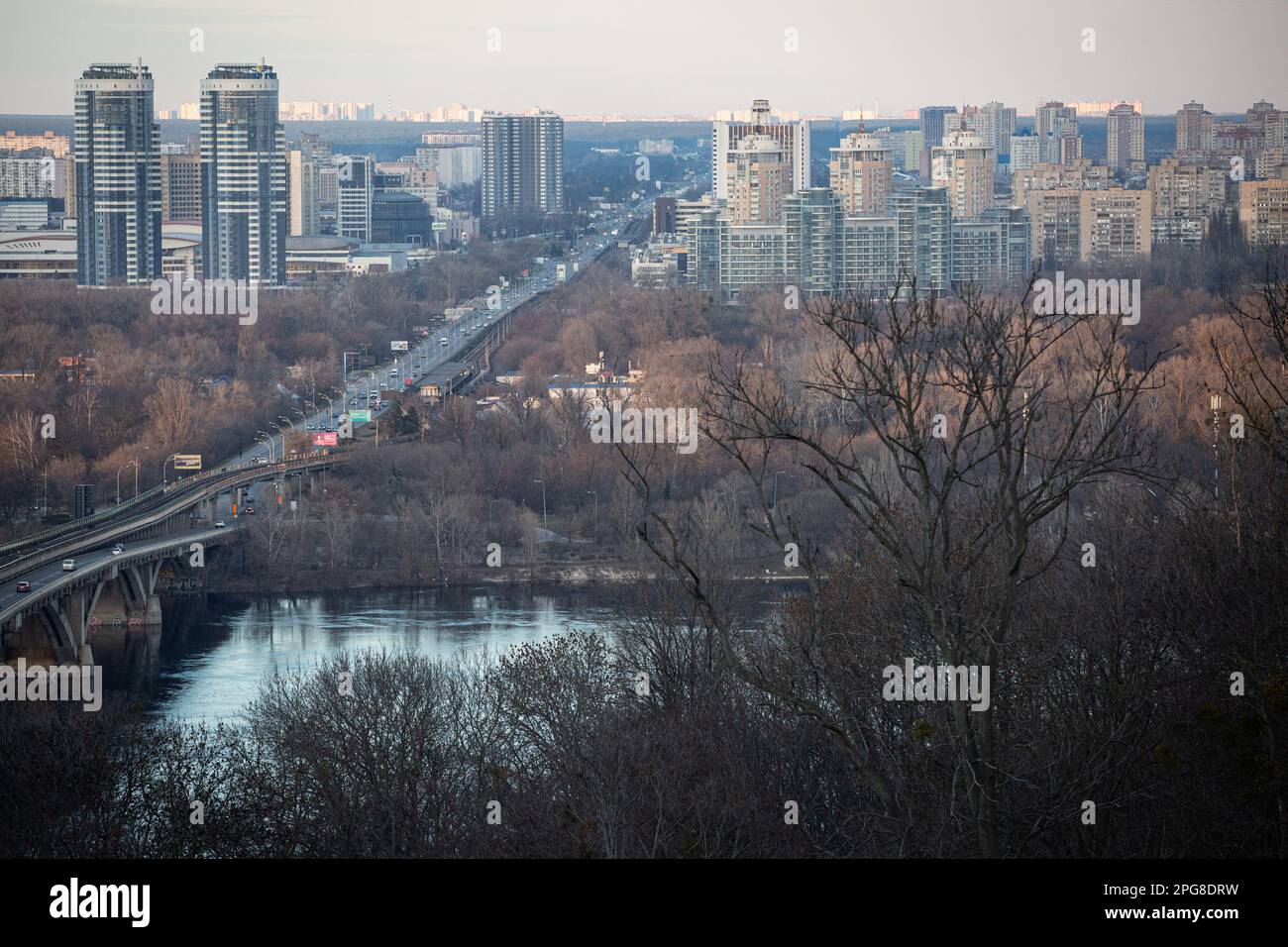 Left bank districts of kyiv hi-res stock photography and images - Alamy