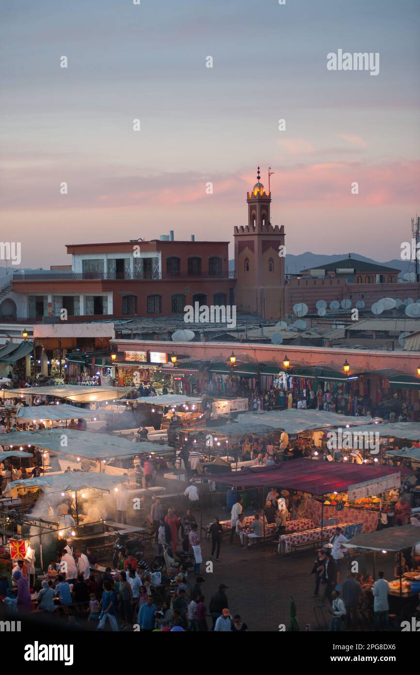 Turisti africa hi-res stock photography and images - Alamy