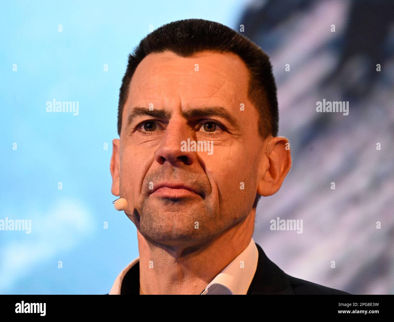 Ford management hi-res stock photography and images - Alamy