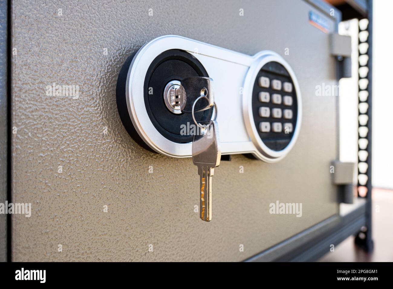 Cipher lock hi-res stock photography and images - Alamy