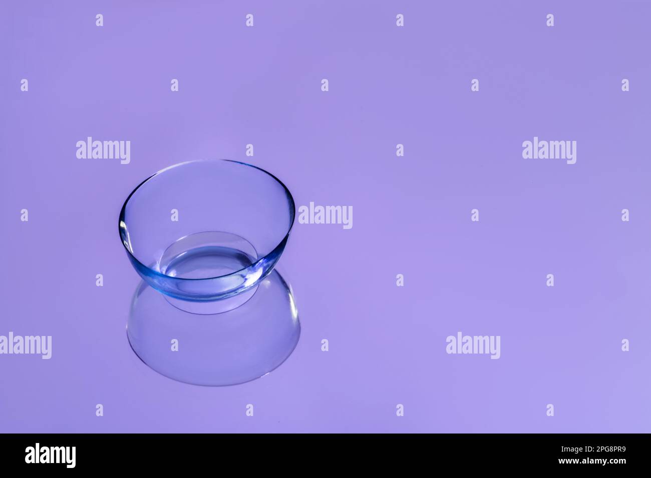 Reflective lens hi-res stock photography and images - Alamy