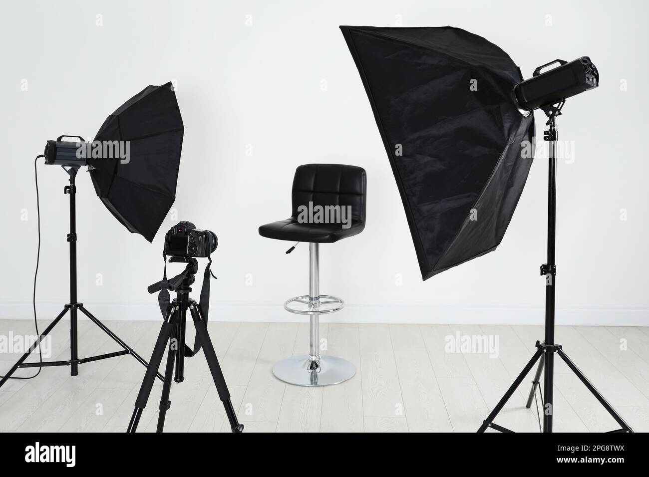 Photo studio set hi-res stock photography and images - Alamy