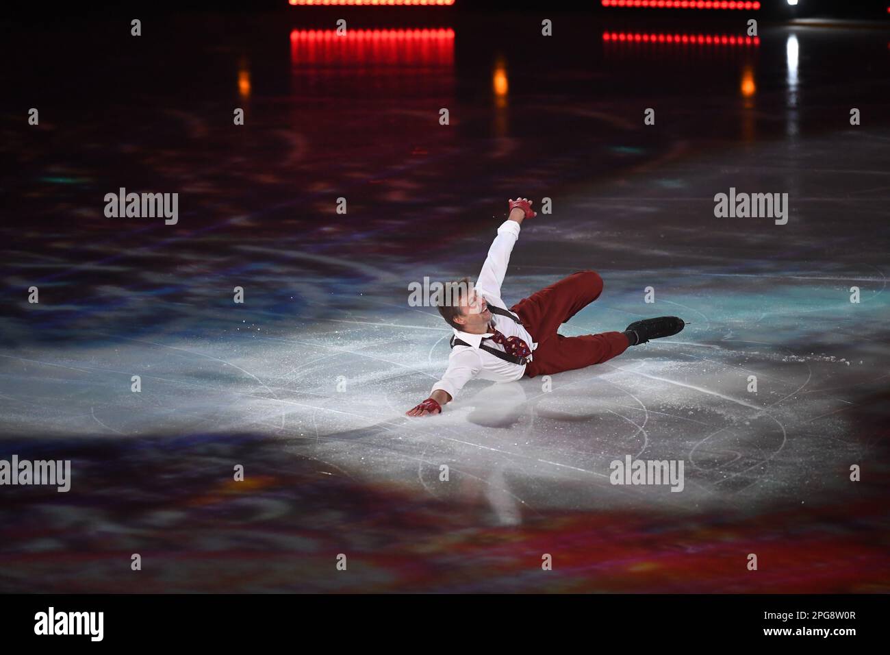 Moscow. Figure skater Alexei Yagudin performs at the 'Russian Challenge ...